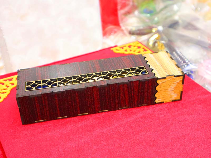 Laser Cut Decorative Wrist Watch Box Wooden Gift Box Idea | Vectors File