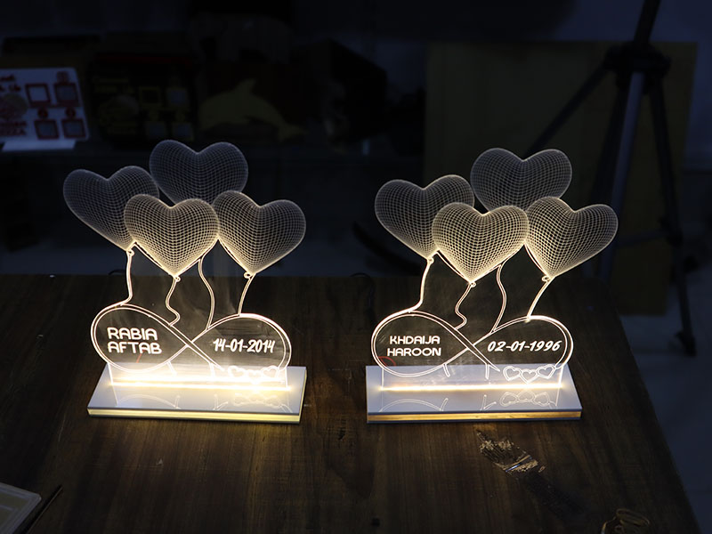 Laser Cut Balloon Heart 3D Illusion Lamp Design with Base | Vectors File