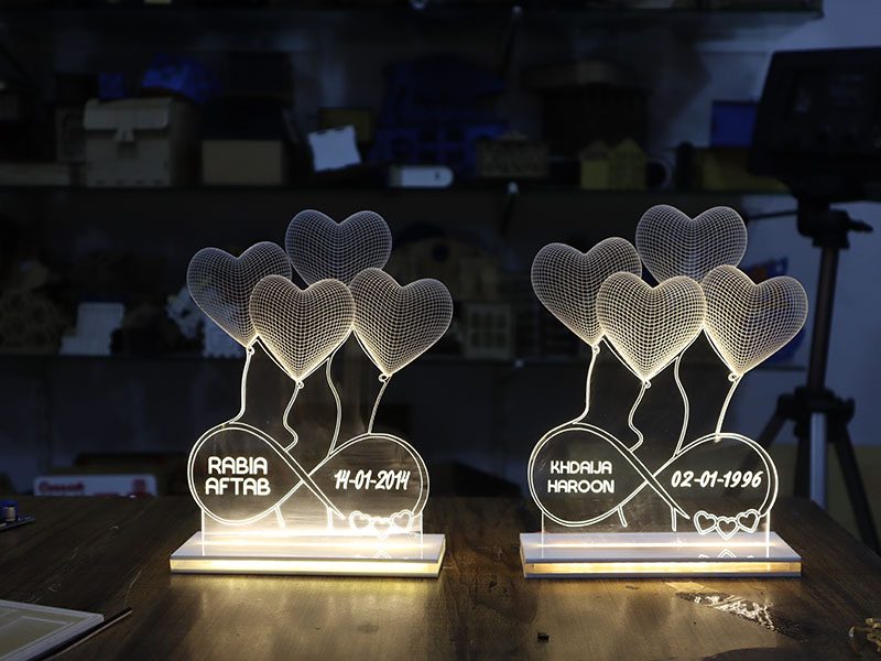 Laser Cut Balloon Heart 3D Illusion Lamp Design with Base | Vectors File