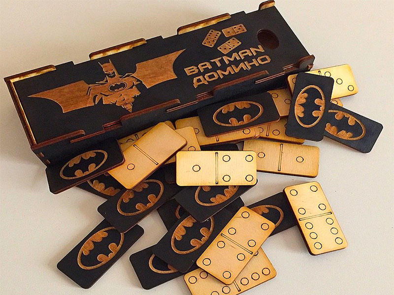 Laser Cut Domino Game Set with Storage Box Batman Theme Domino Set ...
